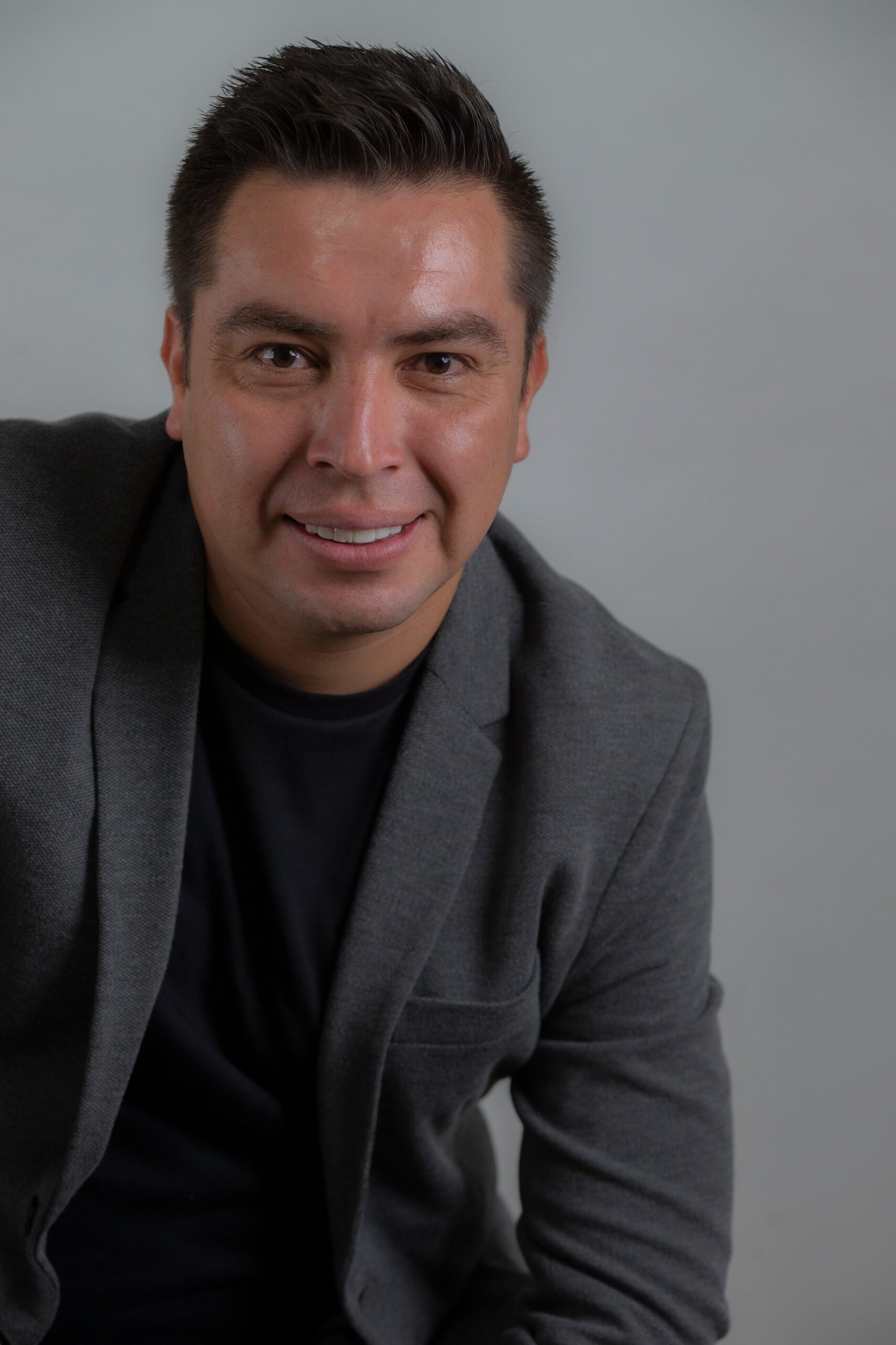 Adolfo Colín Sánchez. La comunicación y la estrategia en Corregidora